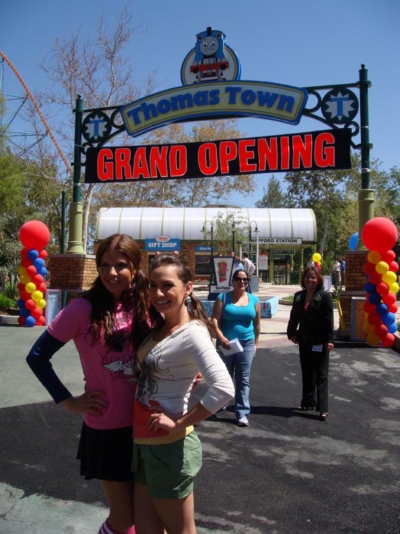 Mimaroba korsan taksi - Thomas Town Media Day Photos 2008